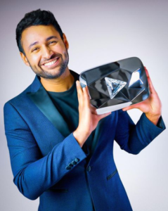 (mrwhosetheboss Real Name) Arun Maini Girlfriend, Net worth, Age, Bio